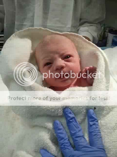 Small full term babies | BabyCenter